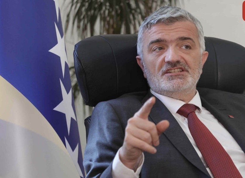 SRĐAN MANDIĆ, SASVIM LIČNO: “Ljiljani su moja zastava, kao borac Armije ...